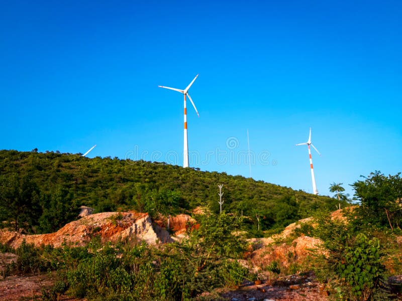 Pawan Chakki Met Behangselpapier Voor Bosbergen Stock Foto - Image of ...