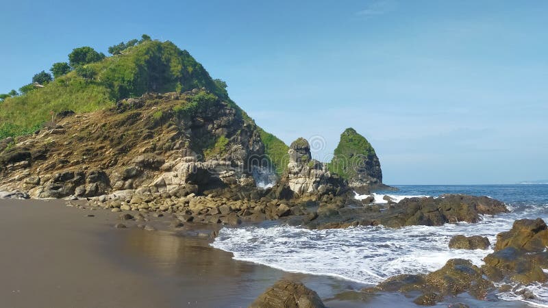 Payangan Beach stock image. Image of vacation, tower - 265656333