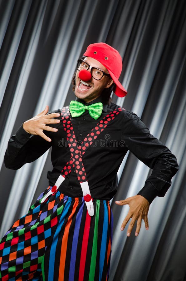 Payaso Divertido En Concepto Chistoso Foto de archivo - Imagen de circo ...