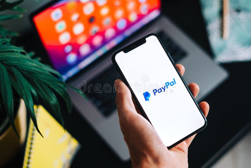 PayPal Logo on Smartphone Screen Editorial Photo - Image of iphone ...