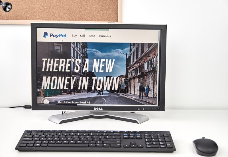 PayPal site on PC. editorial photography. Image of popular - 68037522