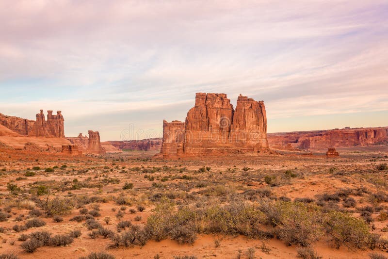 Paysage Rouge De Roche De L'Utah Image stock - Image du horizontal ...