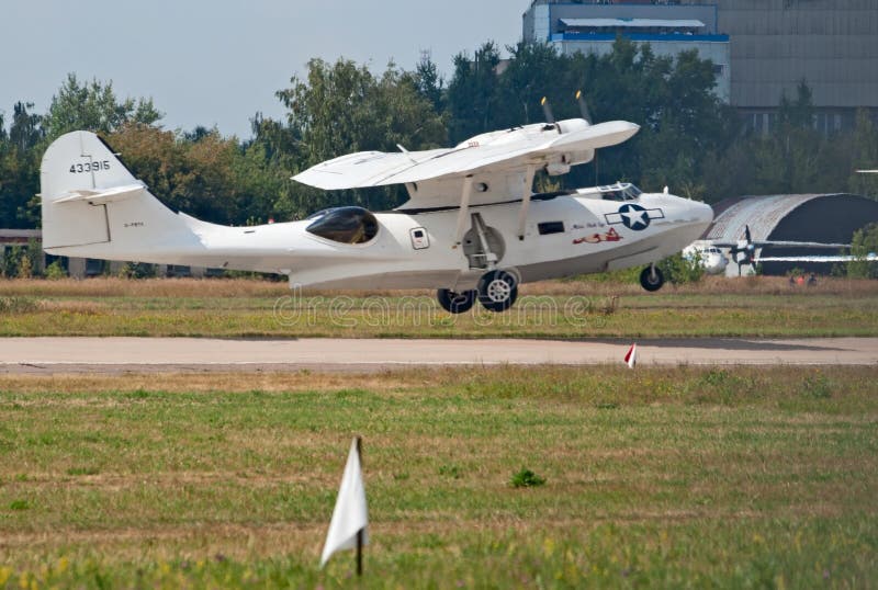 PBY Catalina Seaplane Lands Editorial Stock Photo - Image of airplane ...