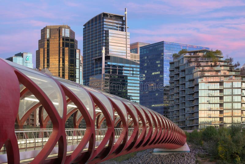 Peace Bridge and Calgary Skyline Editorial Stock Image - Image of ...