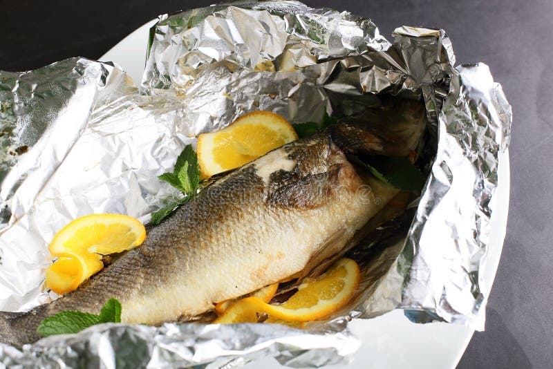 Peace of roasted fish stock image. Image of lettuce, healthy - 29425149