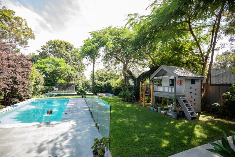 Peaceful Backyard Setting in Tropical Australian Backyard with Swimming ...