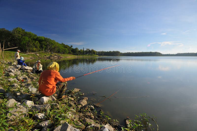 Peaceful lake editorial photo. Image of natural, mountain - 102983086