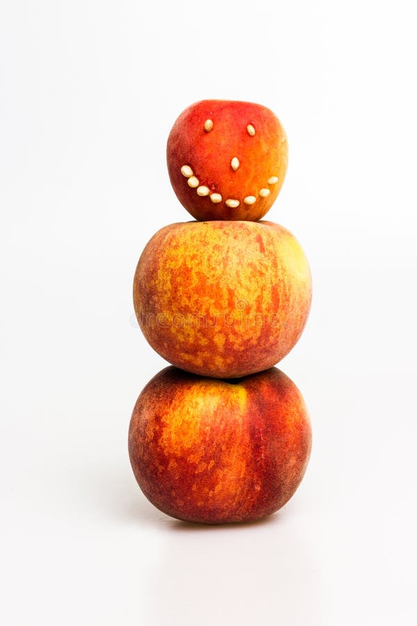 Peaches Arranged Like a Happy Snowman Stock Image - Image of freshness ...