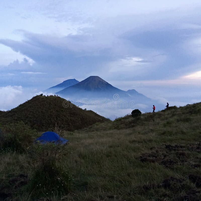 The Peak of Mount Prau, Central Java Stock Image - Image of java, prau ...