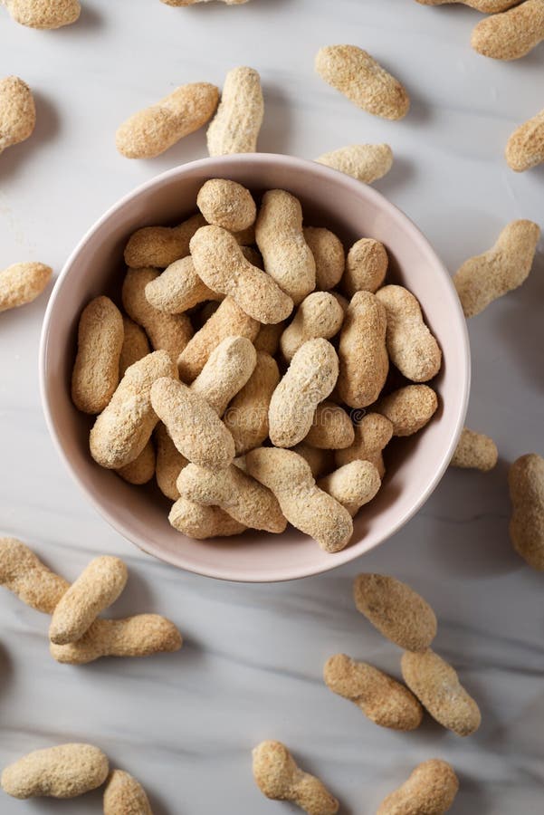 Peanuts with shell stock image. Image of abundance, gourmet - 144414921
