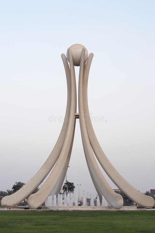 The Pearl Monument - Manama Bahrain Stock Image - Image of monument ...