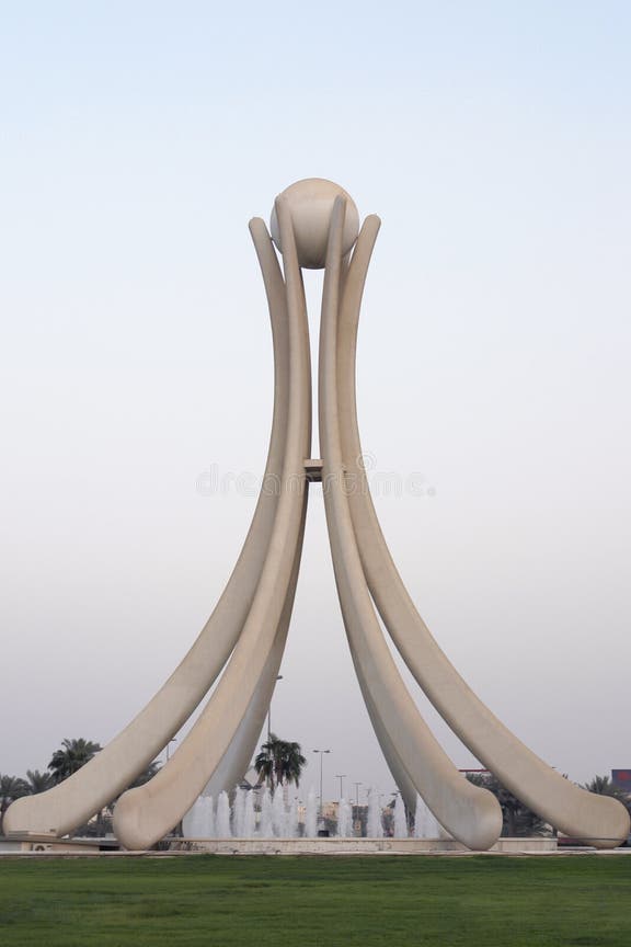 The Pearl Monument - Manama Bahrain Stock Image - Image of monument ...