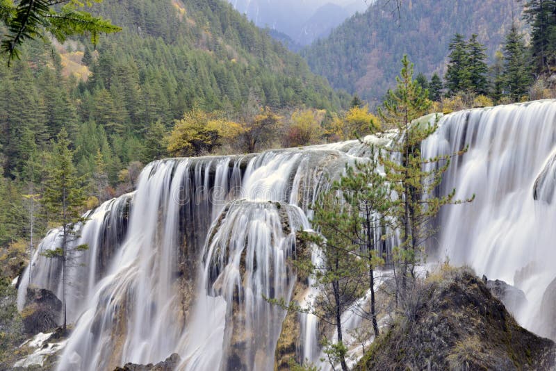 Pearl Shoal Waterfall stock image. Image of shoal, landscape - 47324855