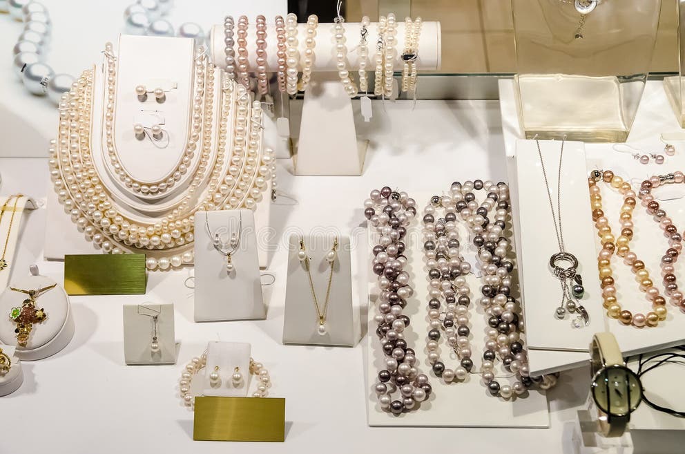 Pearl Store stock image. Image of instruments, fashion - 27716099