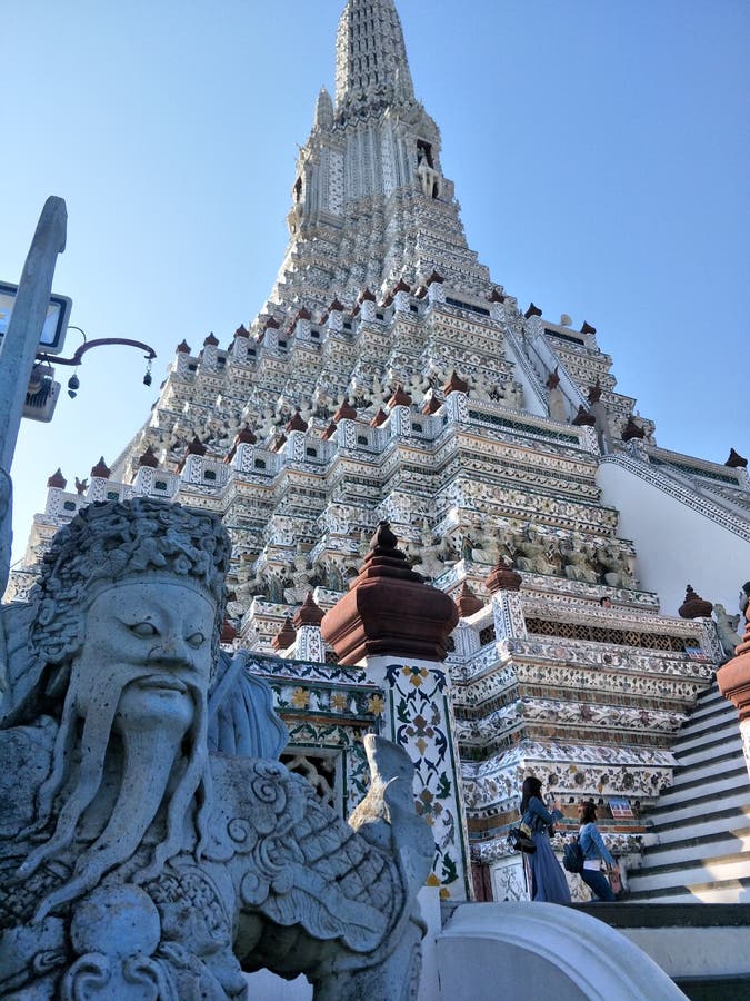 Pearl White Pagoda, Wat Arun Stock Photo - Image of white, arun: 202278718
