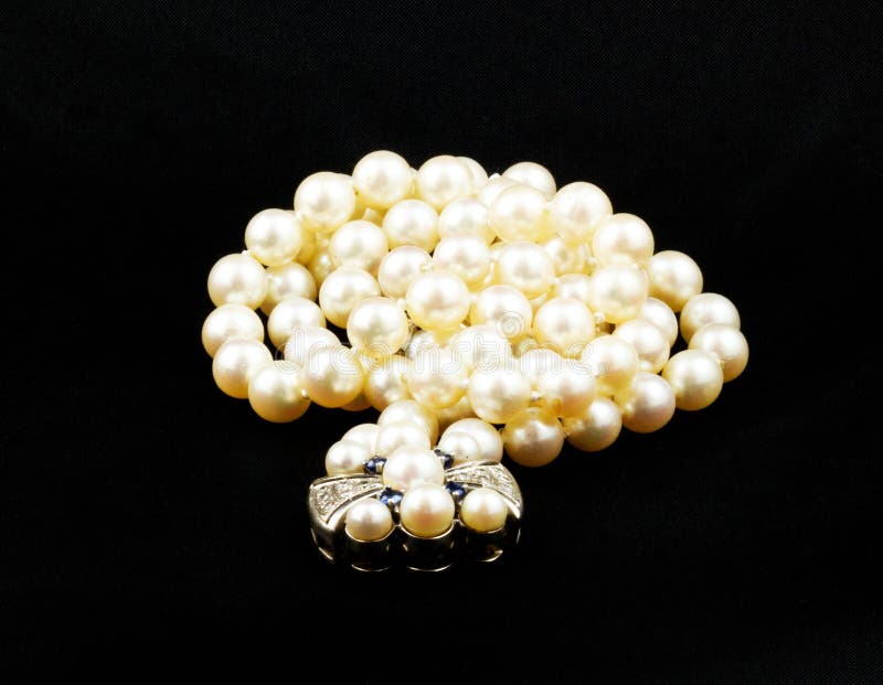 Pearls stock image. Image of accessory, pearls, clasp - 15566759