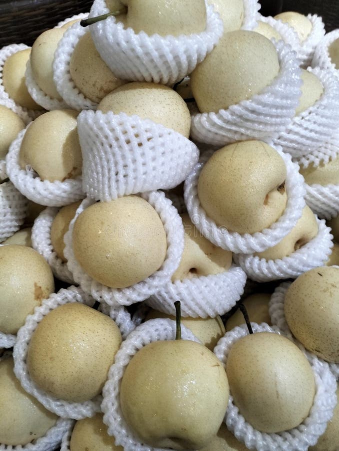 Pears To Improve Heart Health Stock Photo - Image of improve, pear ...