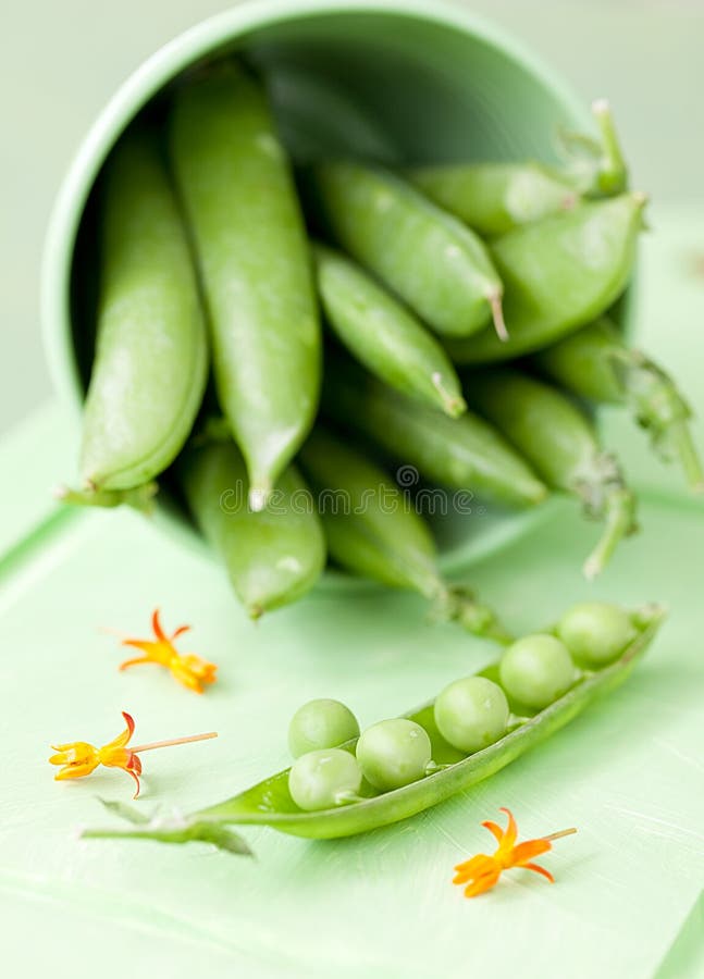 Peas stock image. Image of freshness, peas, nutrition - 20375831