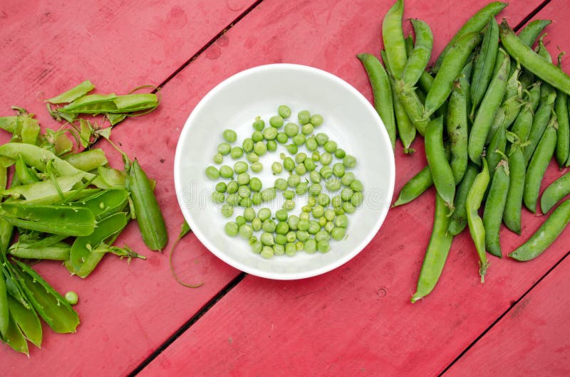 Peas Shell Husk White Plate Dish Red Table Stock Photo - Image of ...