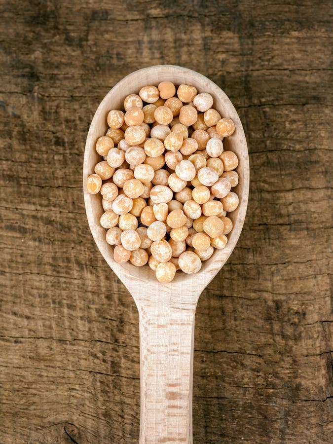 Peas in spoon stock image. Image of spoon, legume, vegetable - 8453685