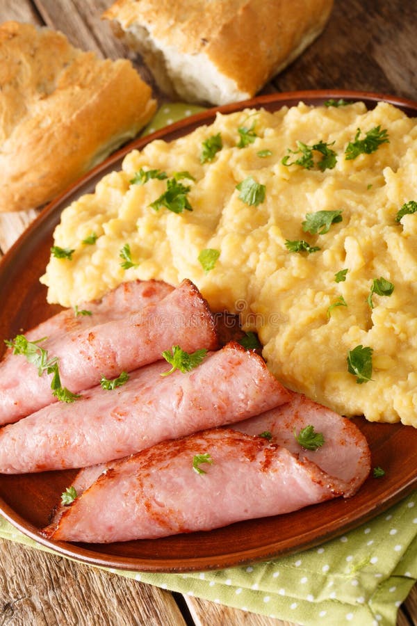 Pease PuddingÂ is an Easy, British Side Dish Traditionally Serve with ...