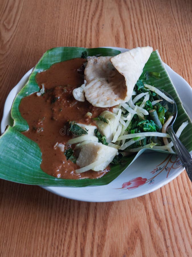 Pecel with Peanut Sauce, and Mendoan Tempeh Stock Image - Image of menu ...