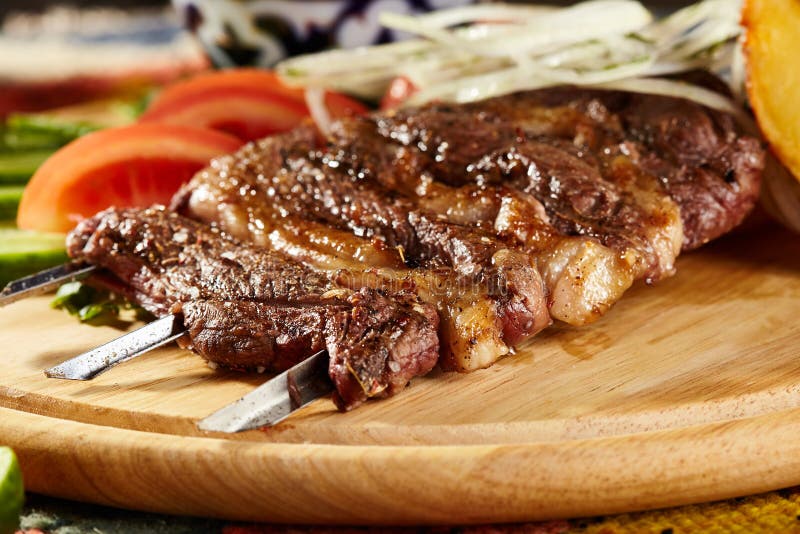 Pecho De Los Pinchos Del Cordero Imagen de archivo - Imagen de filete ...