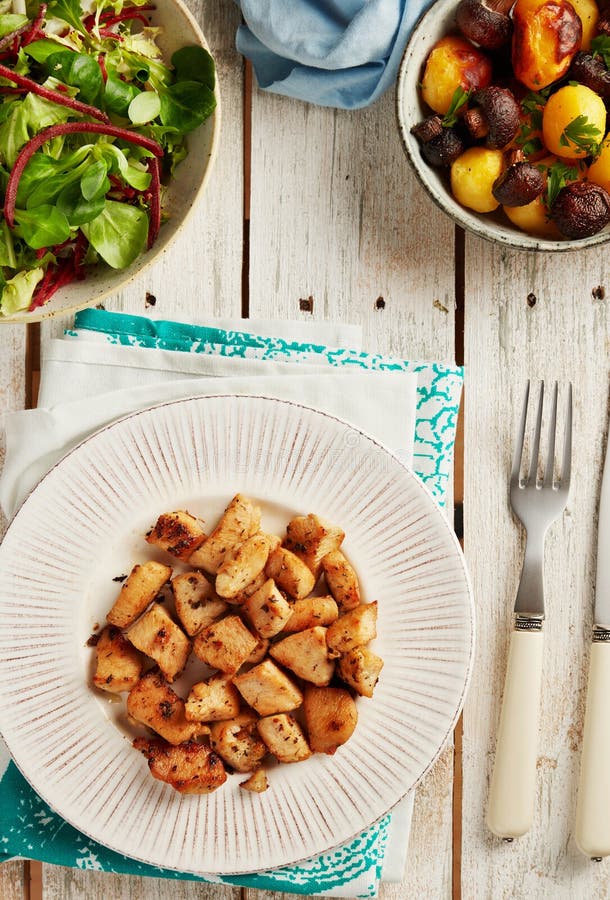 Pecho De Pollo Cocido Al Horno Foto de archivo - Imagen de pecho, pollo ...