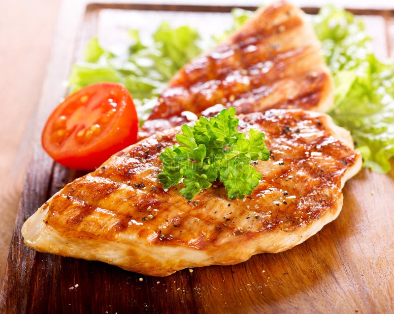 Pechos de pollo asados foto de archivo. Imagen de skinless - 27080824