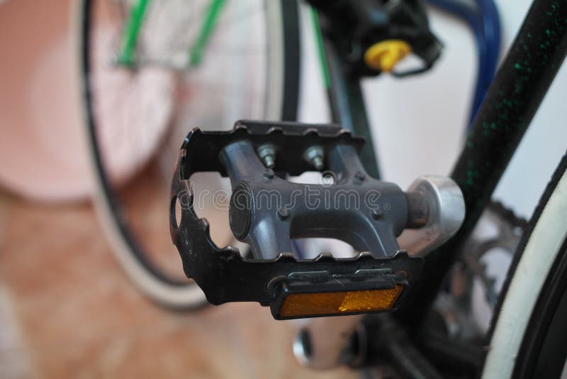 Pedale della bici fotografia stock. Immagine di bici - 40581086