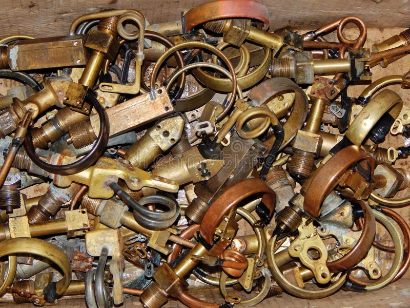 Oro, Plata Y Metales De Cobre Foto de archivo - Imagen de soldadura ...