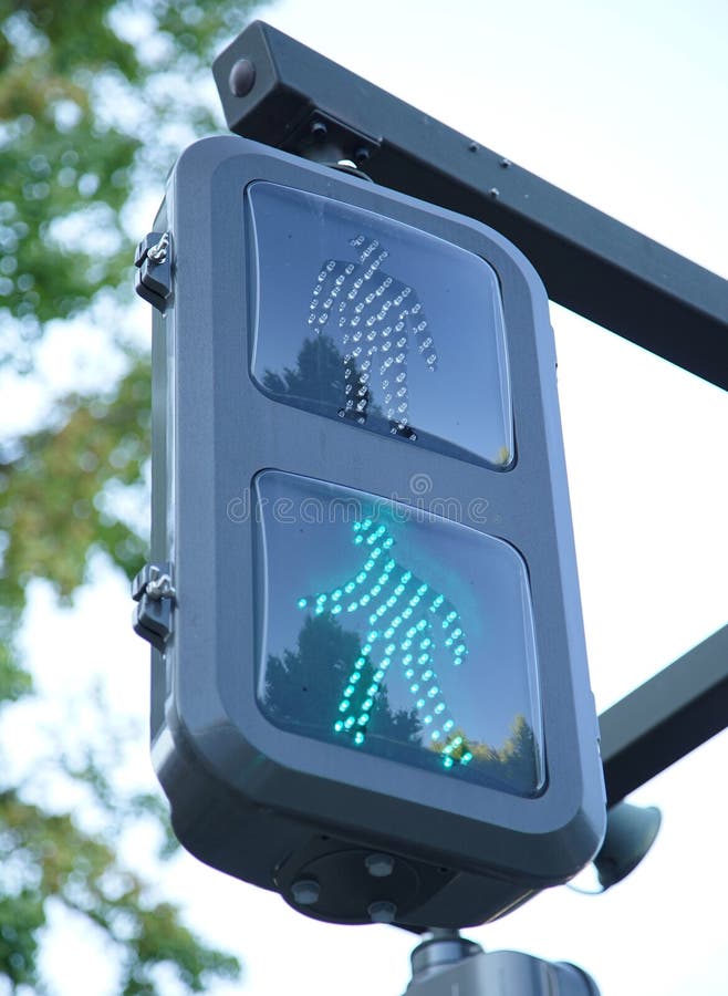 Pedestrian traffic light stock image. Image of electronics - 313350817