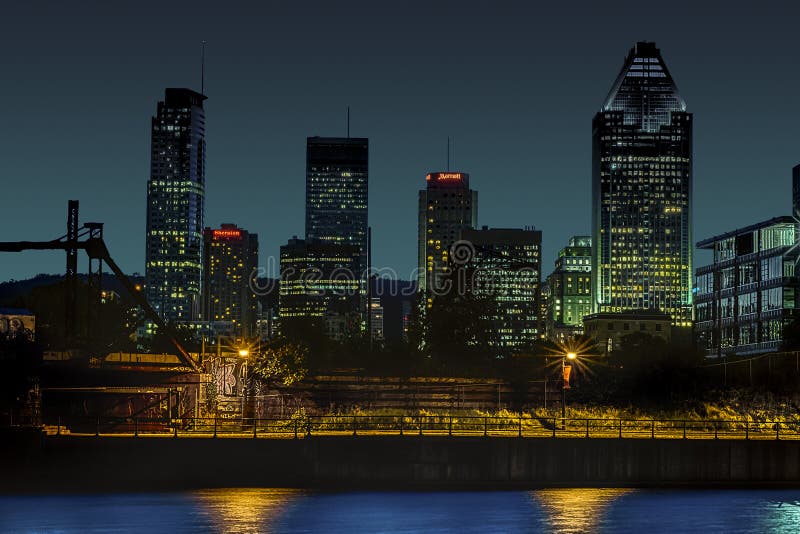 Peel basin editorial photography. Image of bleu, skyscraper - 32086877