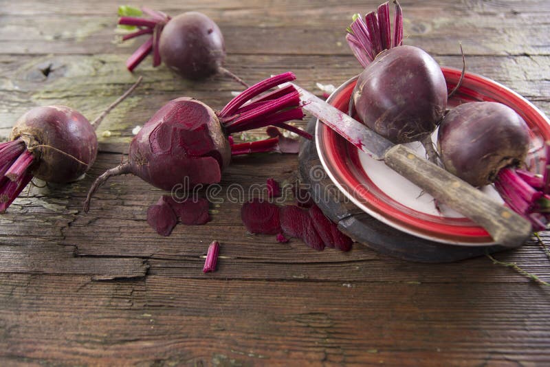 Peel the beetroot stock image. Image of cuisine, beets - 72804339