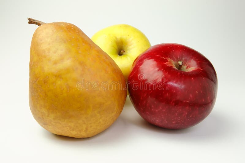 Peer en rode en gele appel stock foto. Image of druppel - 28128384