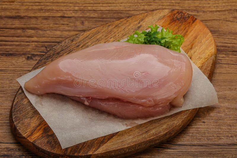 Peito De Frango Cru Para Cozedura Foto de Stock - Imagem de dieta ...