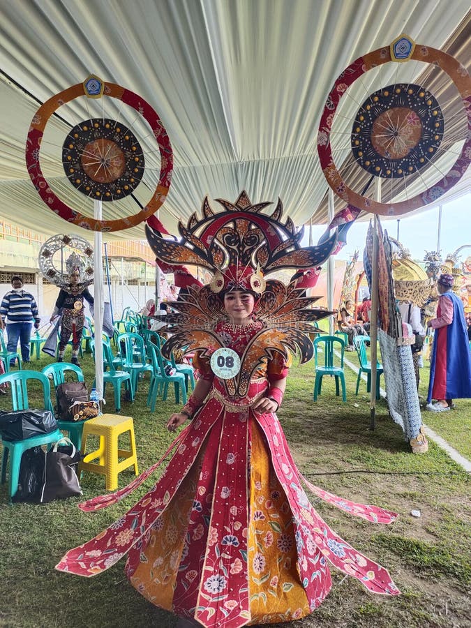 Pekalongan Batik Carnival Costume, Central Java. Indonesian Batiks ...