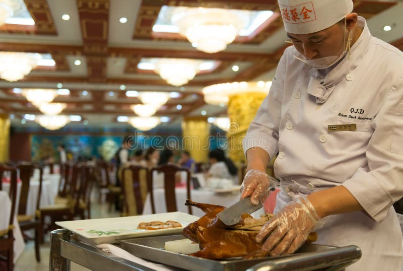 Peking roast duck editorial photo. Image of dish, chef - 96712816