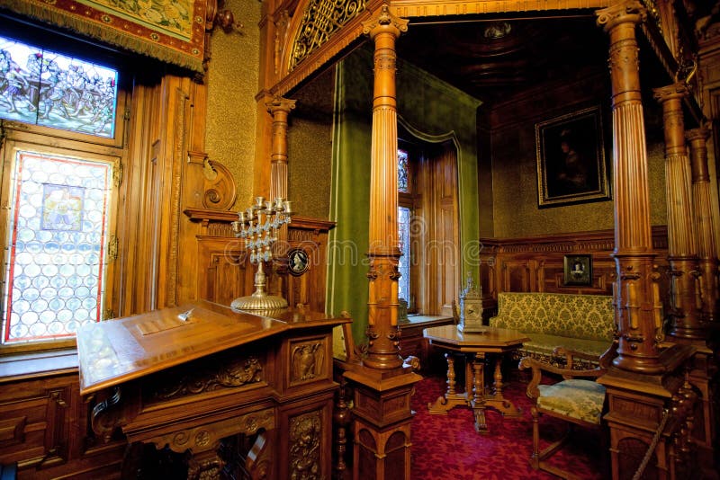 Peles castle editorial photography. Image of interior - 23134827