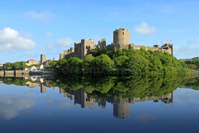 Cardiff Castle and Moat stock image. Image of south, city - 8005441