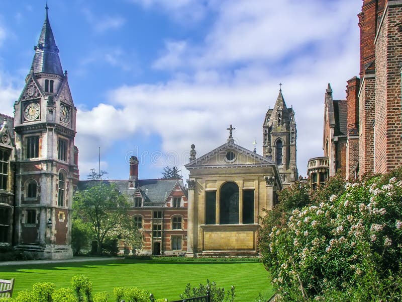 Pembroke College, Cambridge, England Editorial Stock Photo - Image of ...