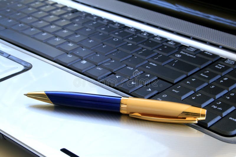 Pen on the keyboard stock photo. Image of aluminium, business - 2723502