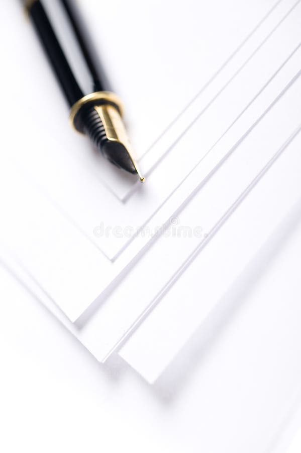 Pen op papier stock foto. Image of document, zaken, brief - 13704448