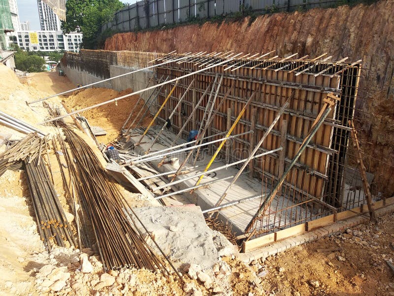 Reinforce Concrete Retaining Wall Construction is in Progress ...