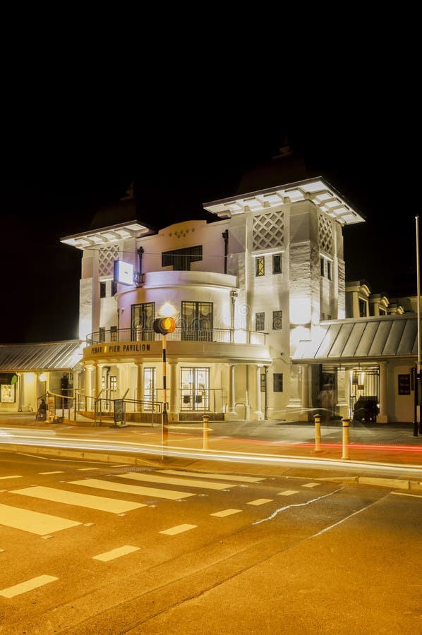 Penarth Pier at night editorial stock image. Image of calm - 122127754