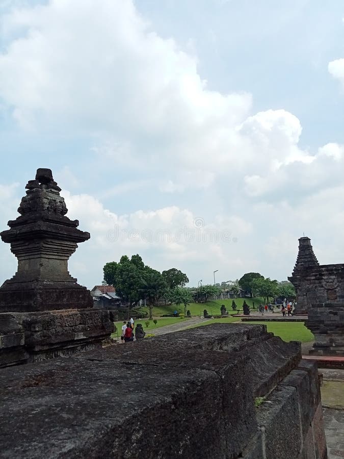 Penataran temple editorial photography. Image of indonesian - 271155702