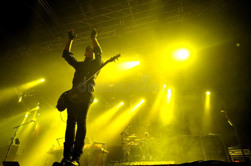 Pendulum editorial photography. Image of concert, performance - 25108047