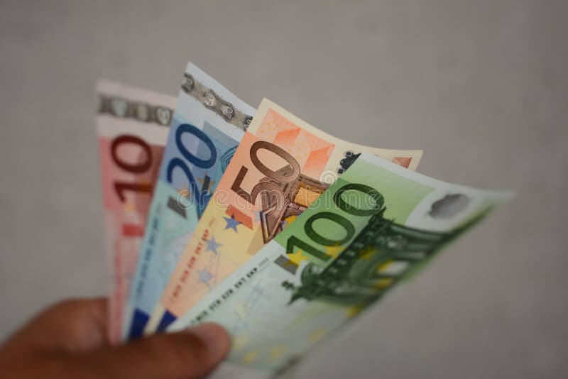 Pengar arkivfoto. Bild av dollar, bankirer, kassa, sedel - 45989574