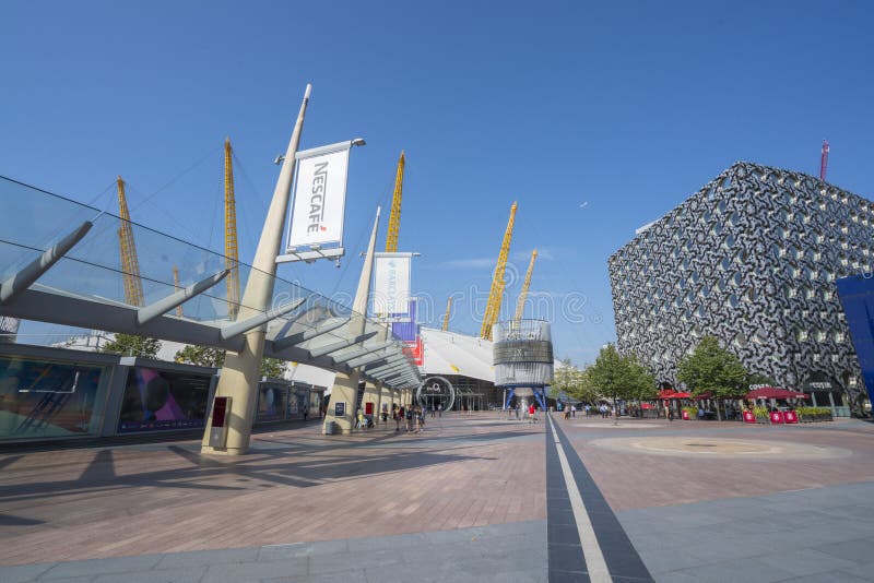 Peninsula Square at North Greenwich - O2 Arena - LONDON, ENGLAND ...