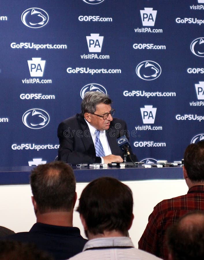 Penn State Coach Joe Paterno Editorial Stock Image - Image of league ...
